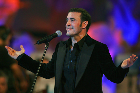 The Most Romantic Kathem Al Saher Song To Date ~ Hot Arabic Music