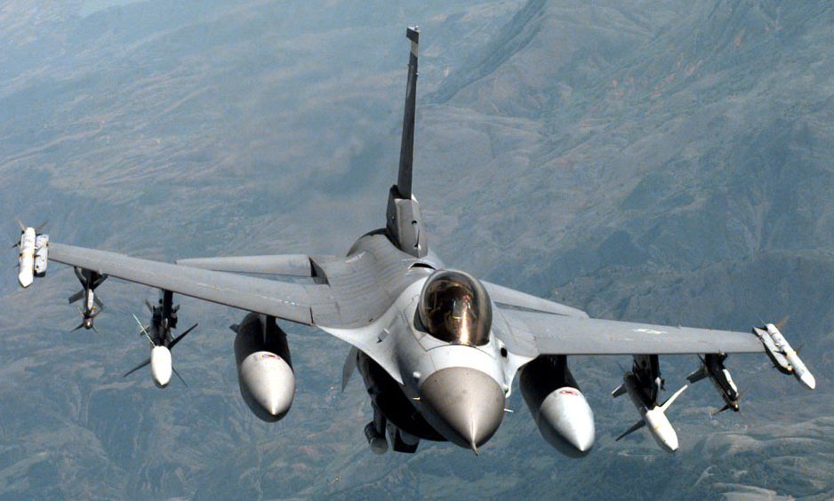 O Mundo Avião: F-16 Fighting Falcon