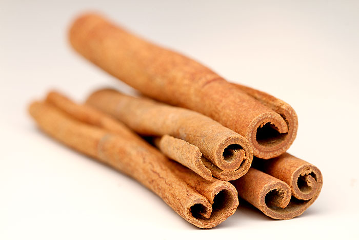Tips hidup sehat: Khasiat dan Manfaat Dari Kayu Manis