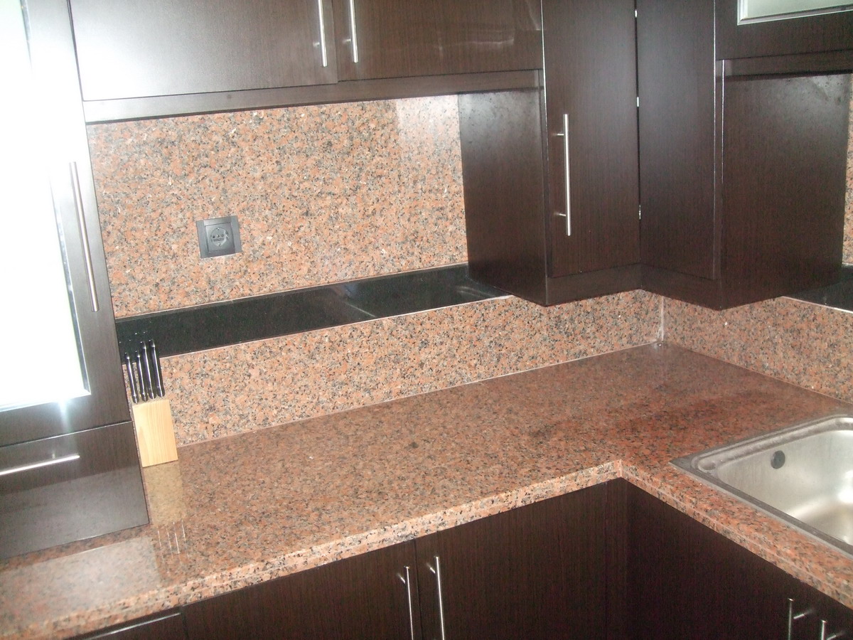 Dapur Granit