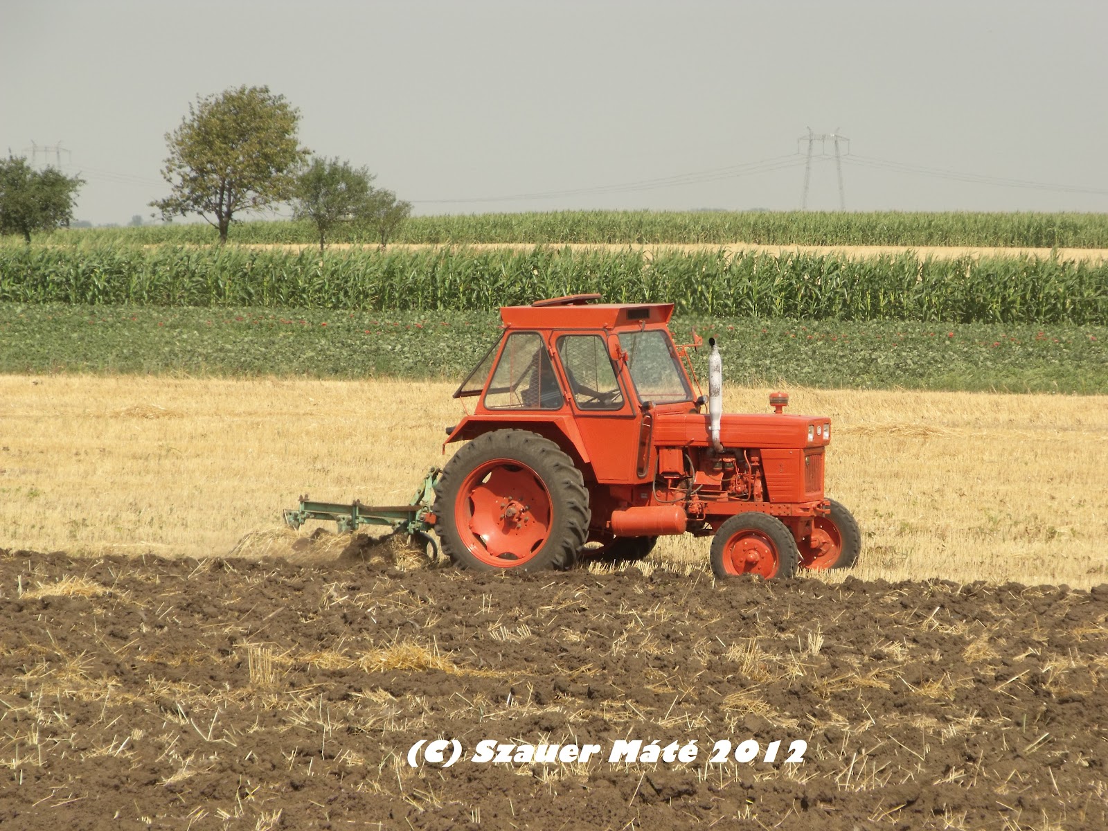 ..Mezőgépek..: Szántás-2x UTB 650M+Román síneke
