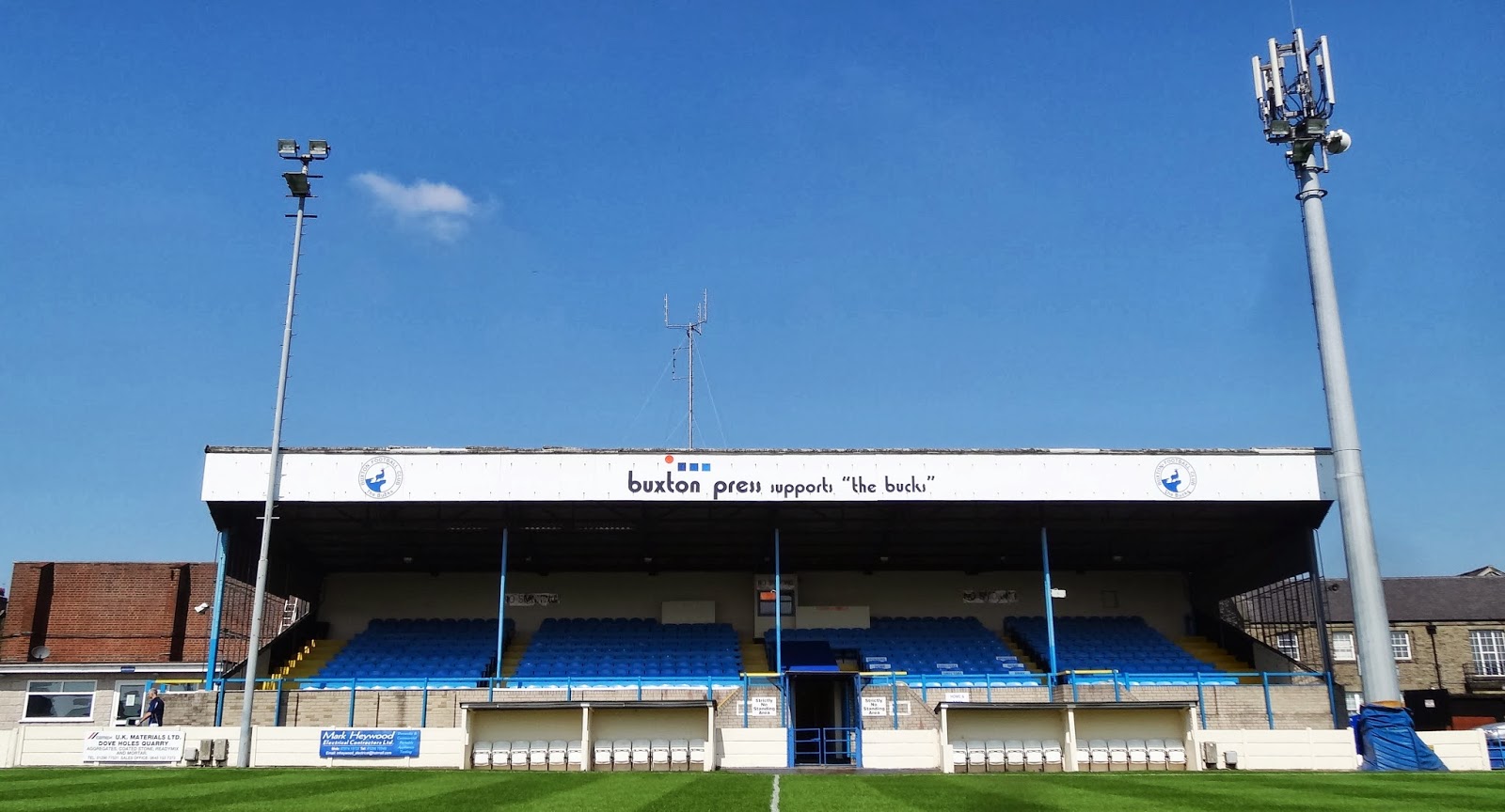 The Onion Bag: Buxton