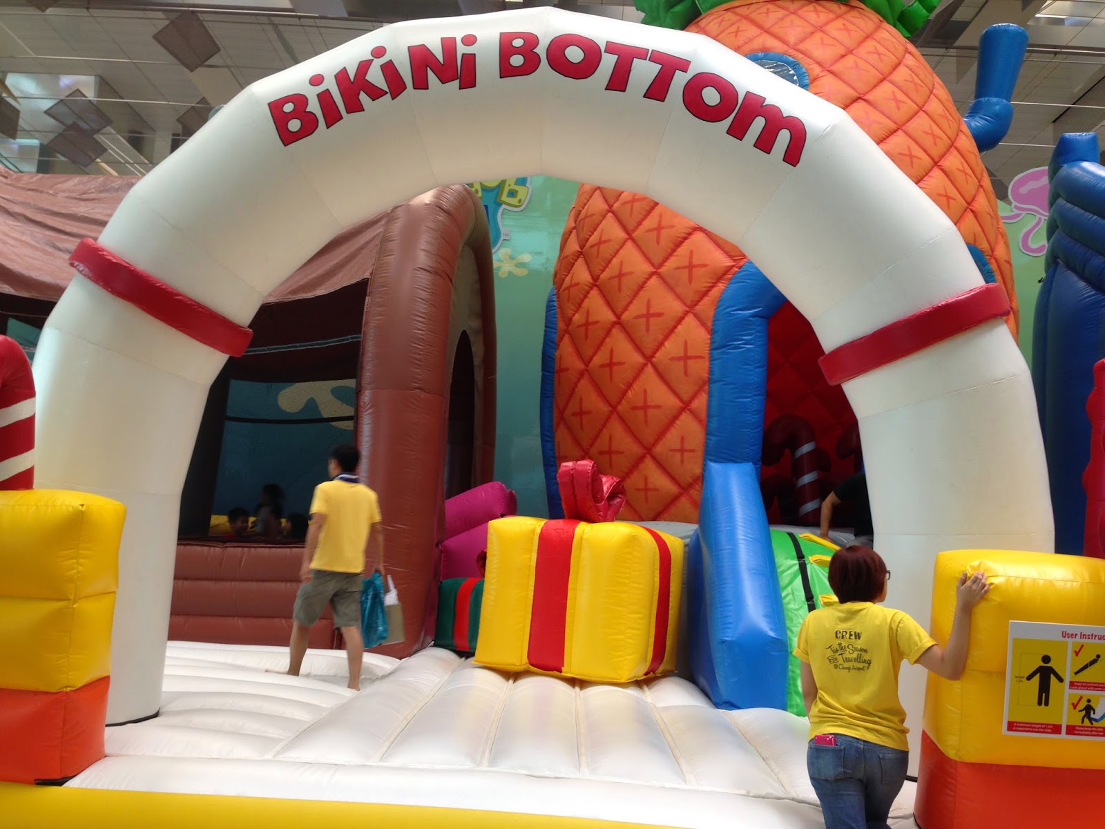 A working queen bee: SpongeBob SquarePants in Changi Airport - the ...