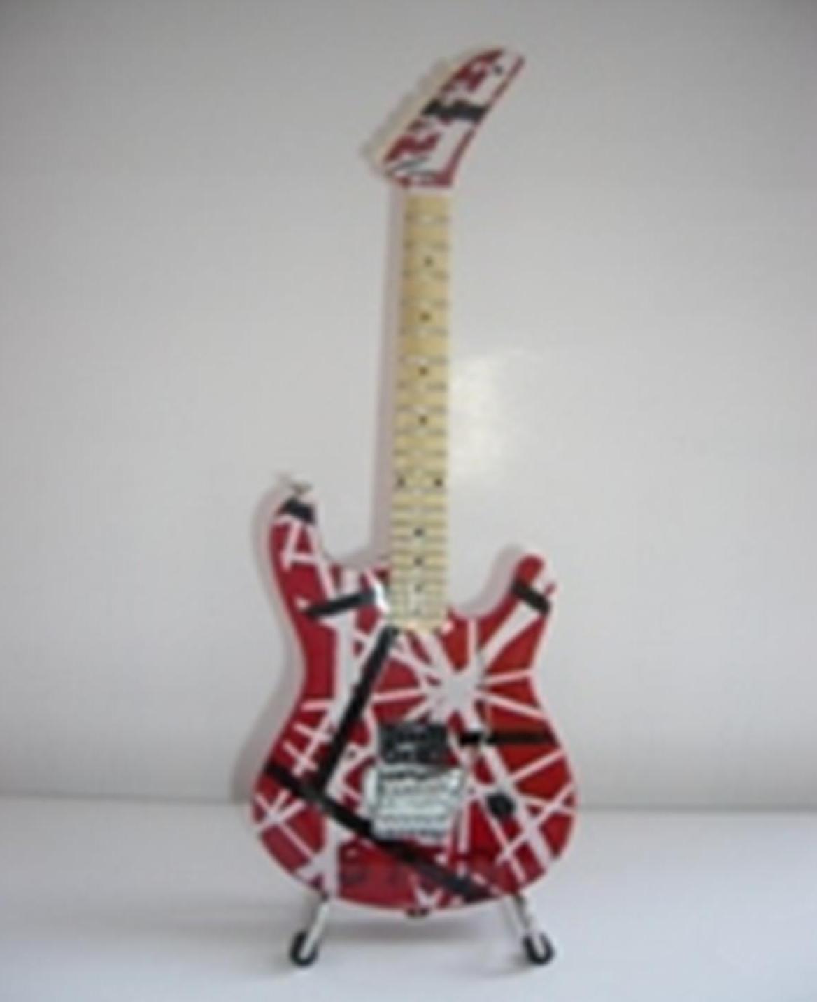 Gadeu.Al-Qur'an: Bismillah jual Miniatur gitar - cocok utk kado ...