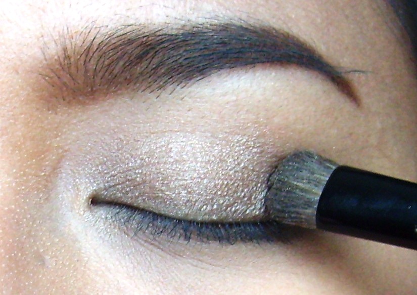 Blend it: Make-up by Glacey Loiz: Makeup Tutorial: Simple Neutral Eye ...