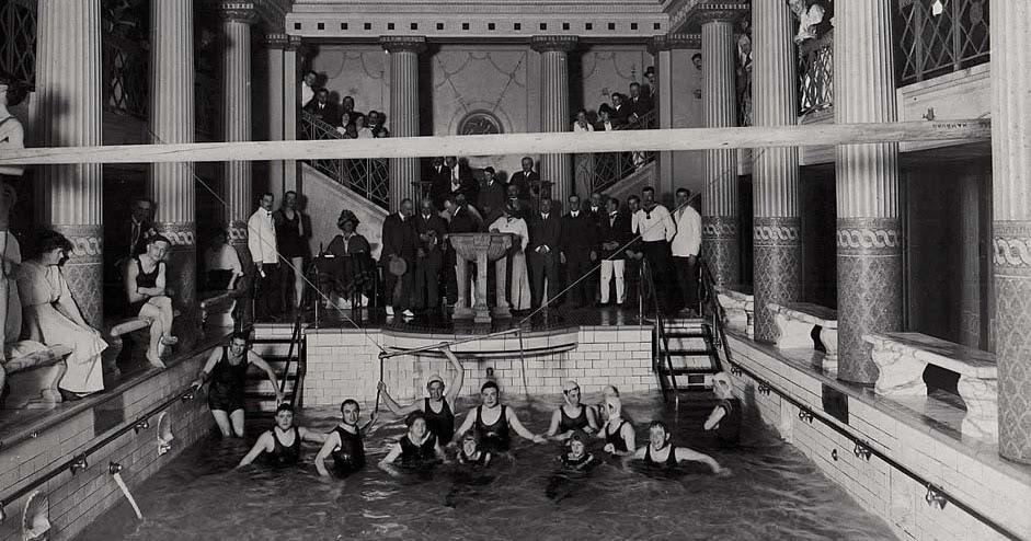 WILD ABOUT HARRY: A day at the pool (UPDATE)