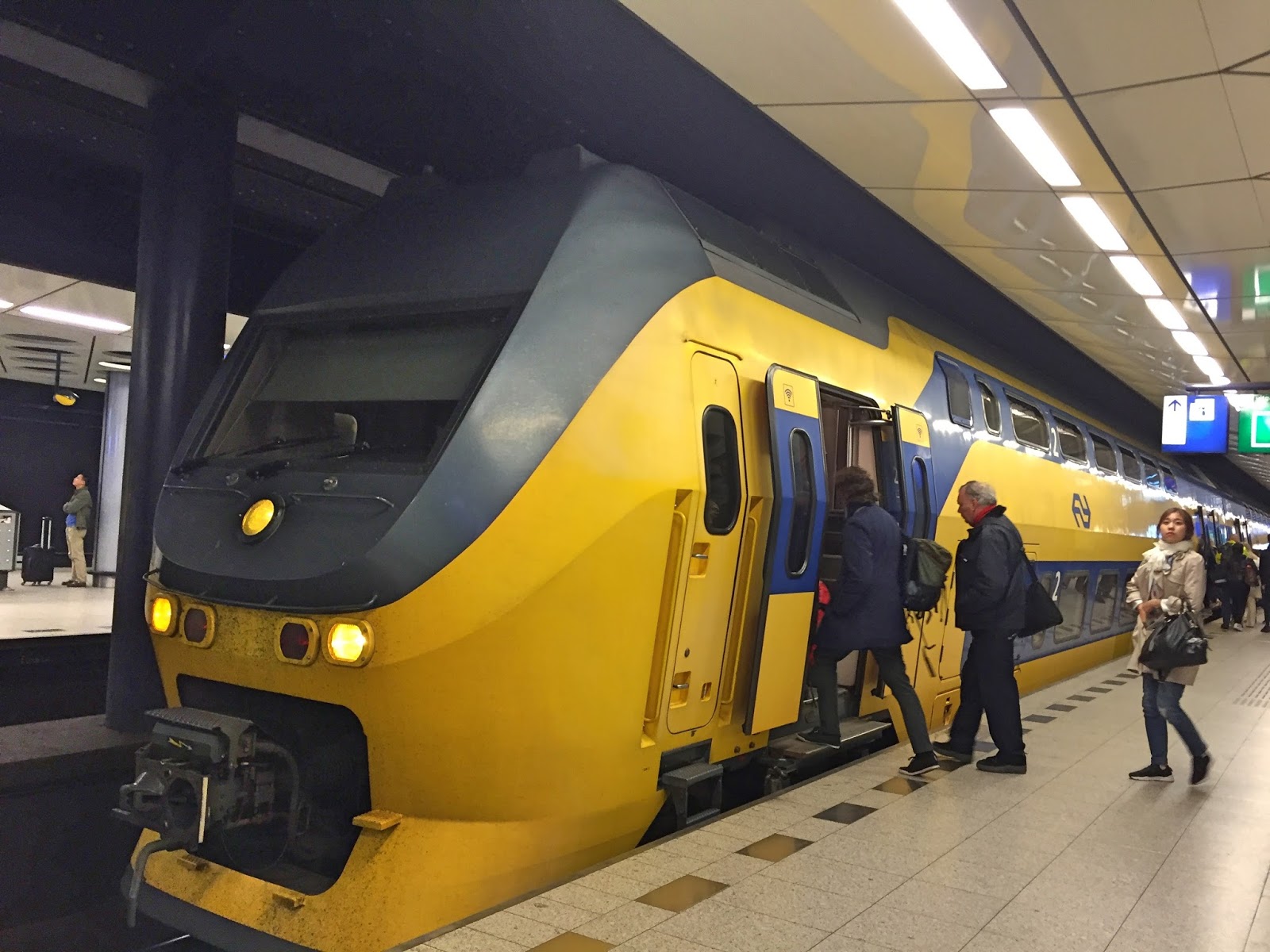 As An Unrest Life: 【Transport｜交通】NS International Trains: Airport to ...