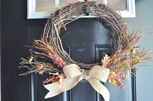 Olive & Gray: Rustic fall wreath {DIY}