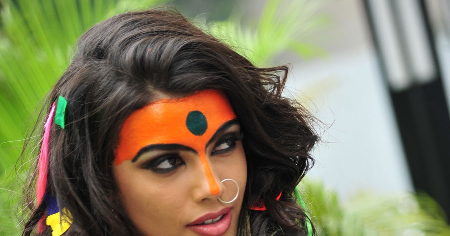 DCM Item Girl Gabrial Hot Photos Stills