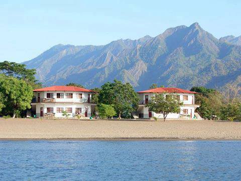 KARIBUNI NYASA: MATEMA BEACH RESORT-KYELA. KARIBUNI NYASA