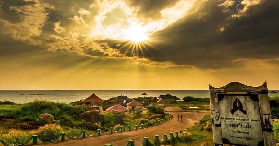 Tamilnadu Tourism: Muttom Beach, Kanyakumari