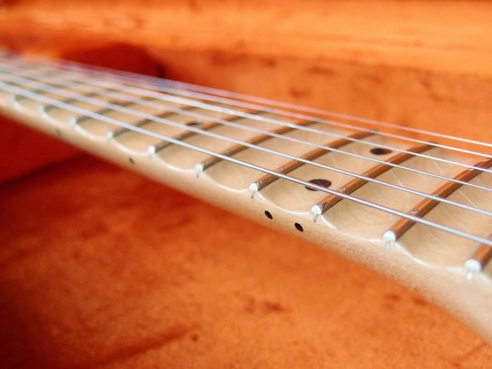 El Blog de Kike Yompian: La Altura de los Trastes