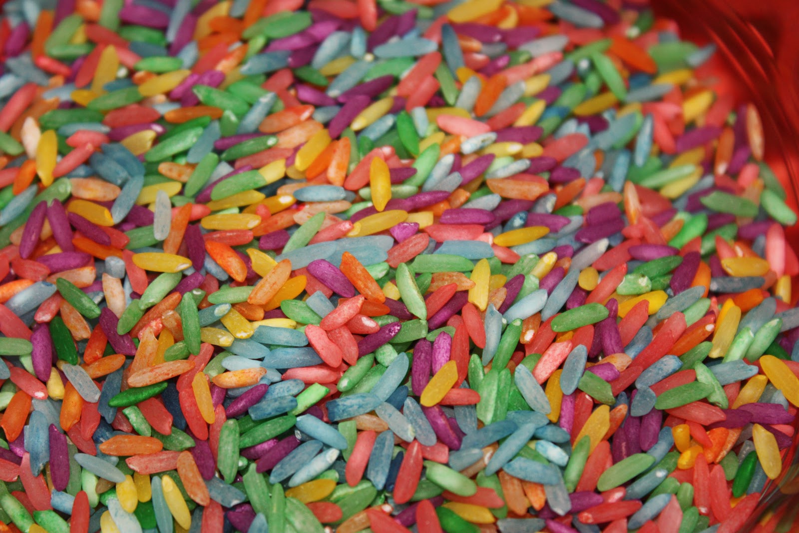 Please Excuse the Mess......: Rainbow Rice Rainbow!