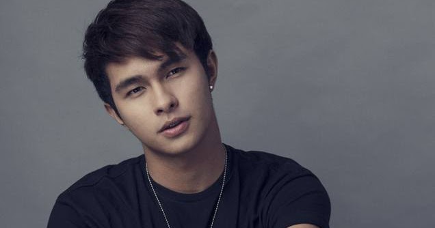 Man Central: Timothy Tuppil: Shirtless