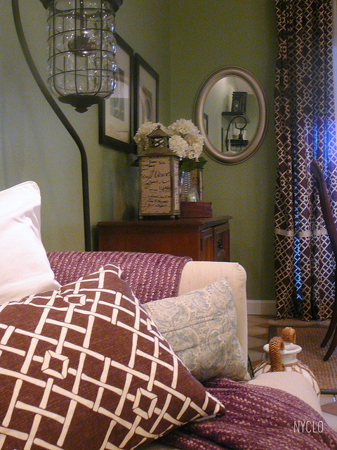 FOCAL POINT STYLING: Adding Pattern & Palm Fronds for a Budget Friendly ...