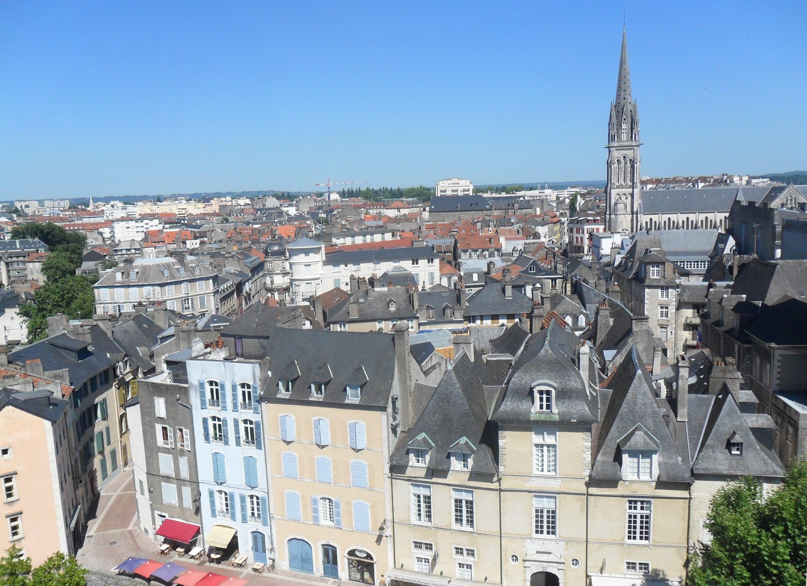 Caminar BCN 2012-13 Tardor: Una ciudad en los pireneos franceses : Pau
