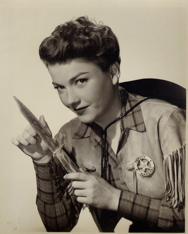 Slice of Cheesecake: Anne Baxter, pictorial