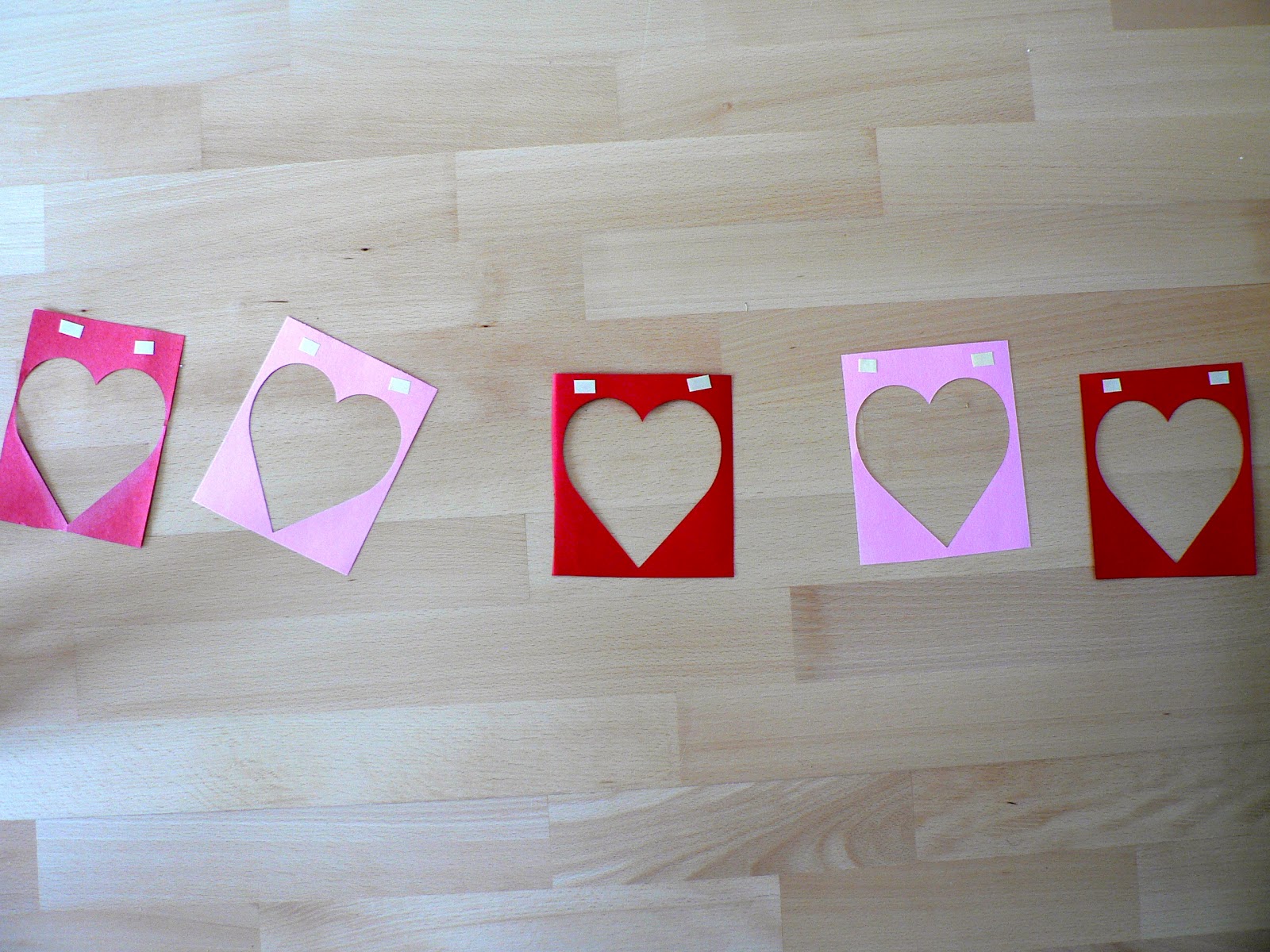 Mama Pea Pod: {Pink and Red Heart Party: Easy DIY Decorations}