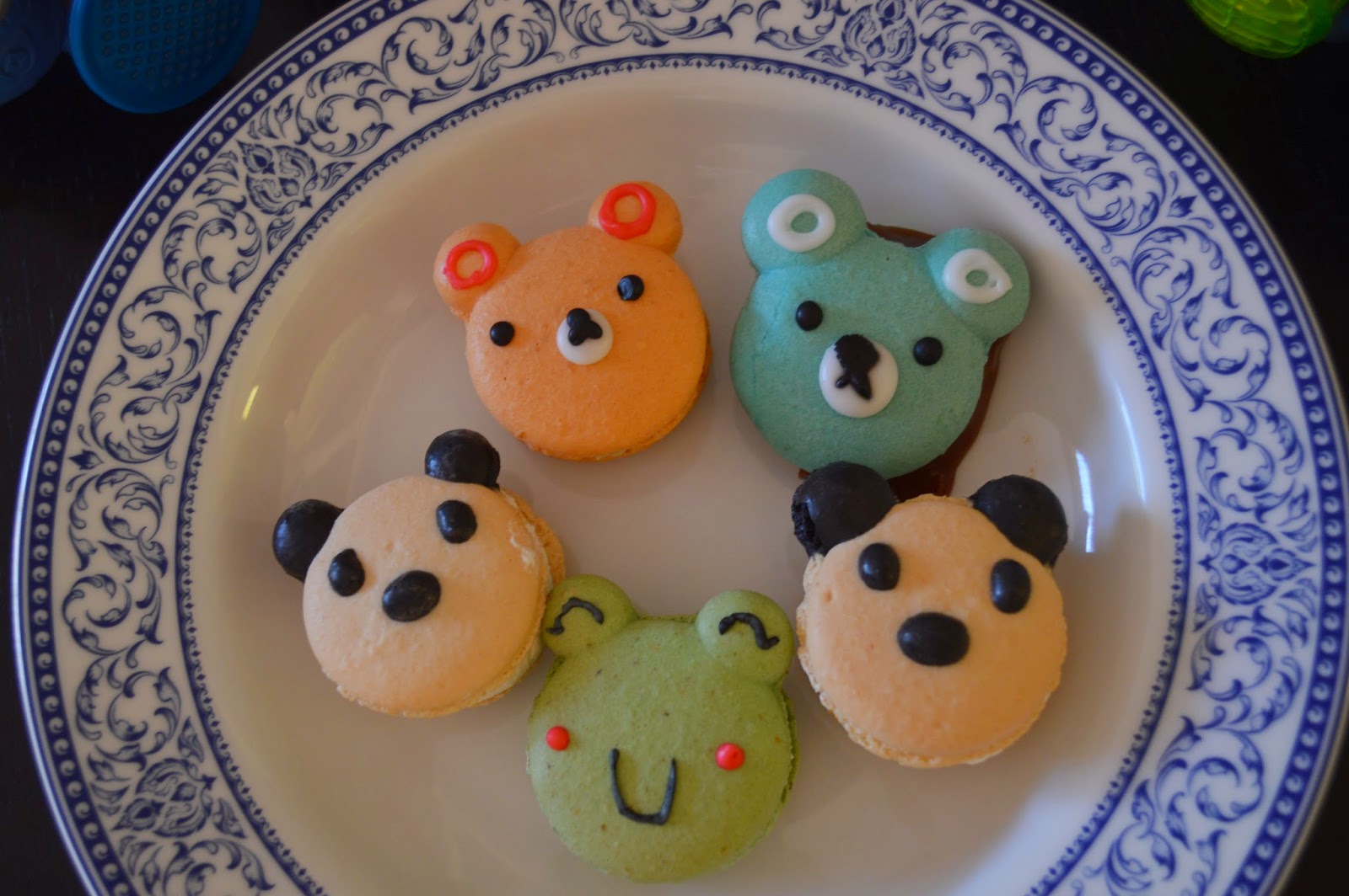 "HAVE FUN WITH YOUR ZOO" MACARONS @ HONEY & BUTTER - COSTA MESA