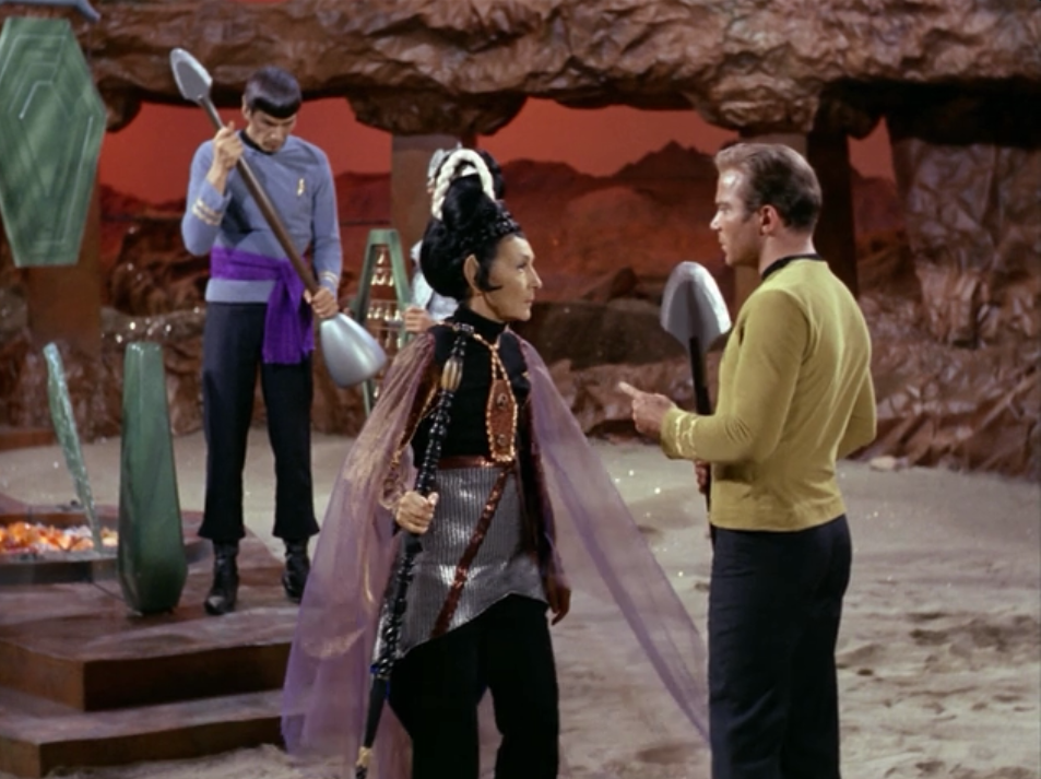 Addicted to Star Trek: Episode Review - Amok Time (Original Series ...