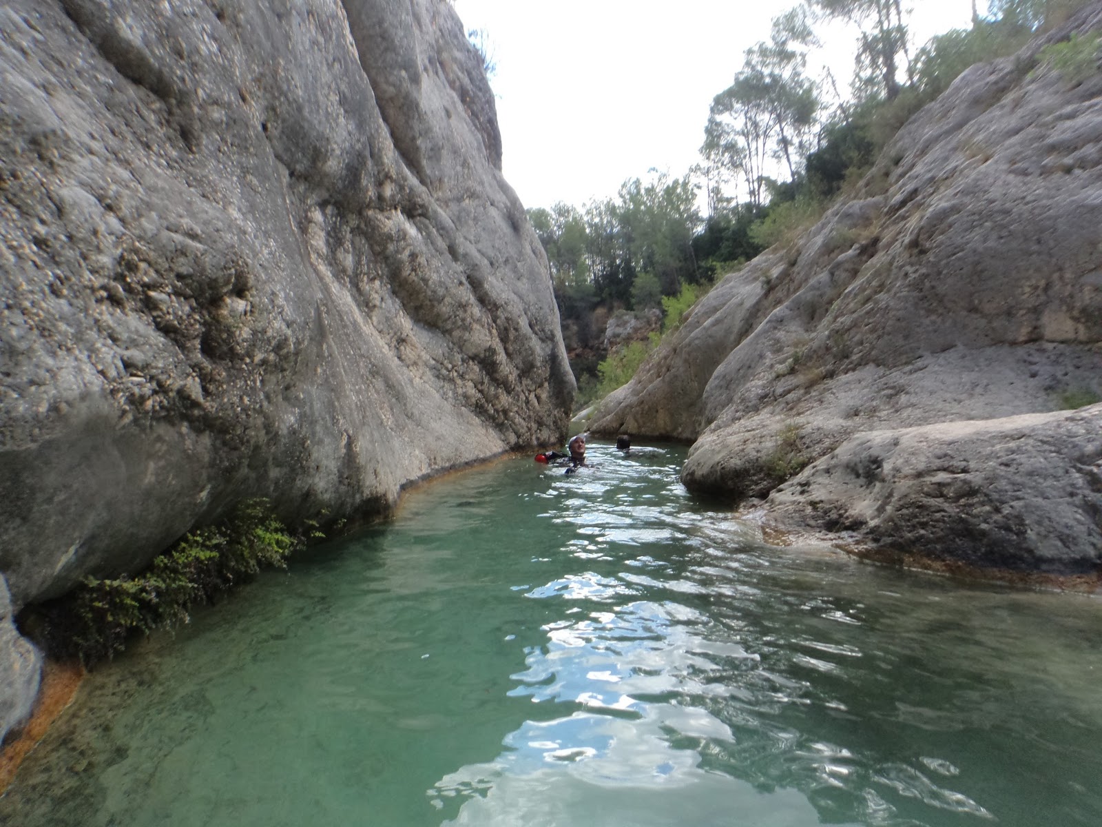 DESCENSO RÍO FRAILE, BICORP - Las Rutas de Moskys