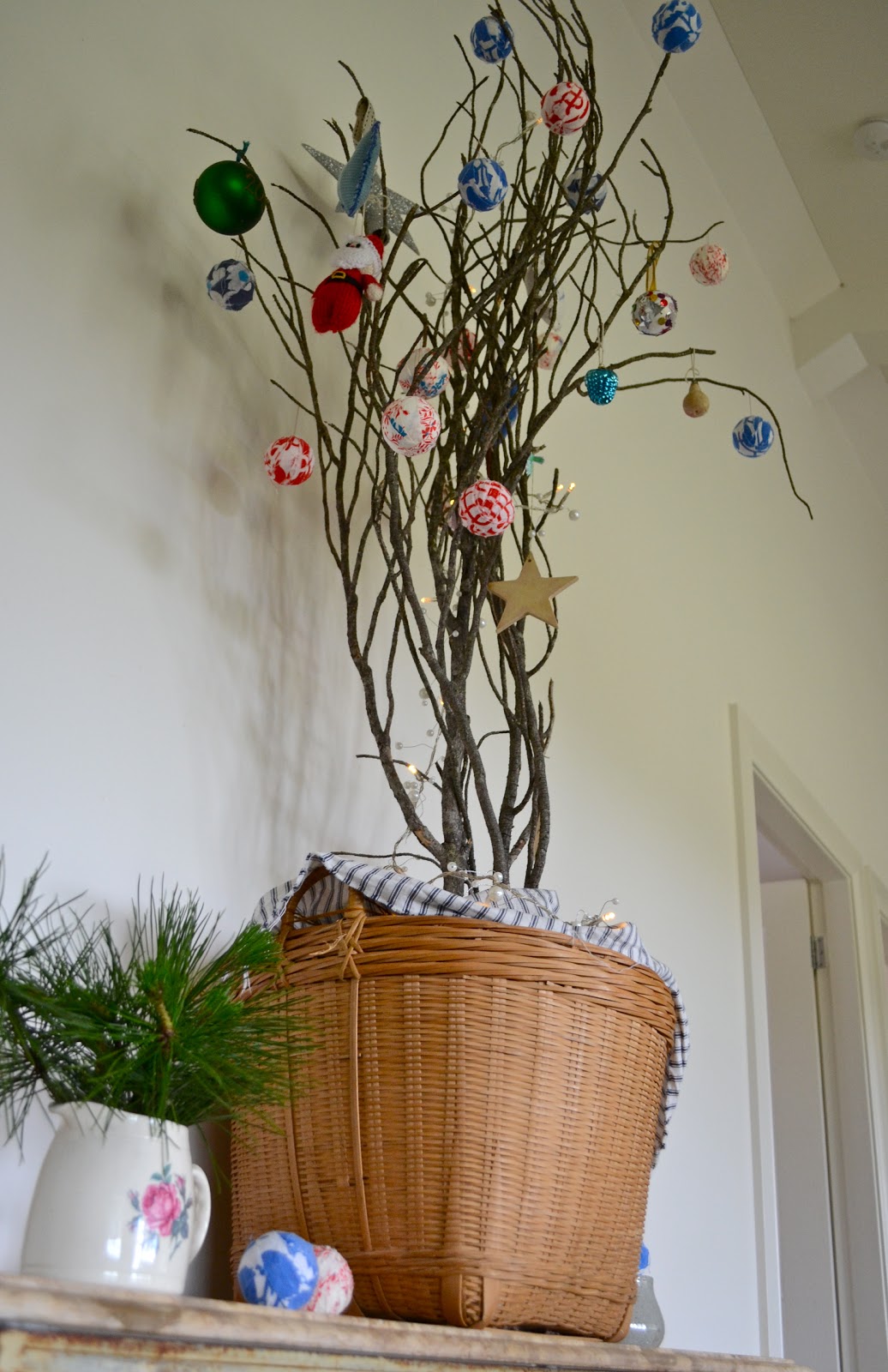 ivy nest: a tree of sticks