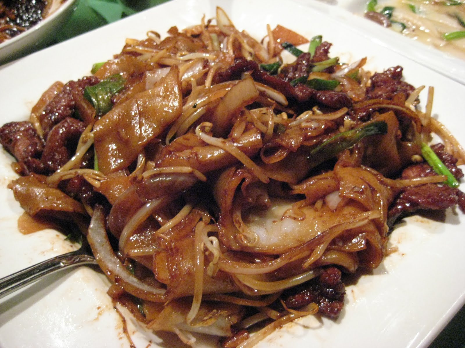 FRIED CHICKEN LIPS: Fung Mei