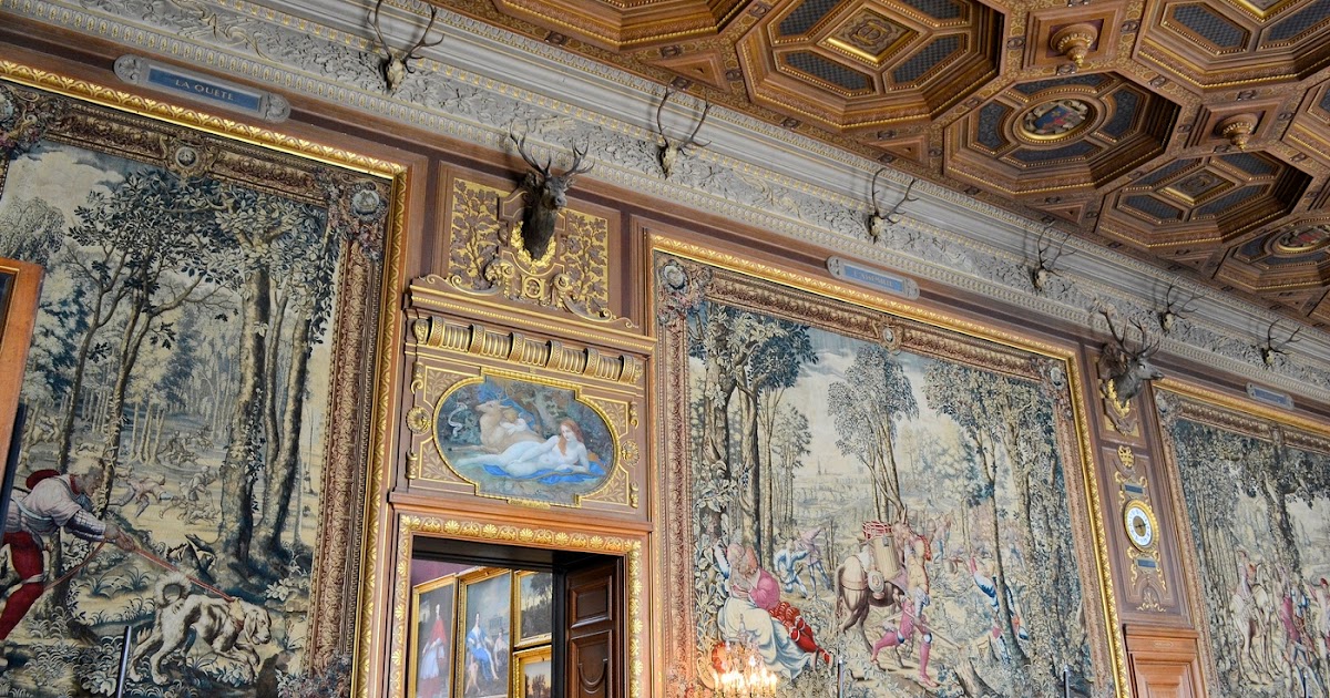 Coins du Monde: FRANCE - Picardie - Le musée Condé du château de ...