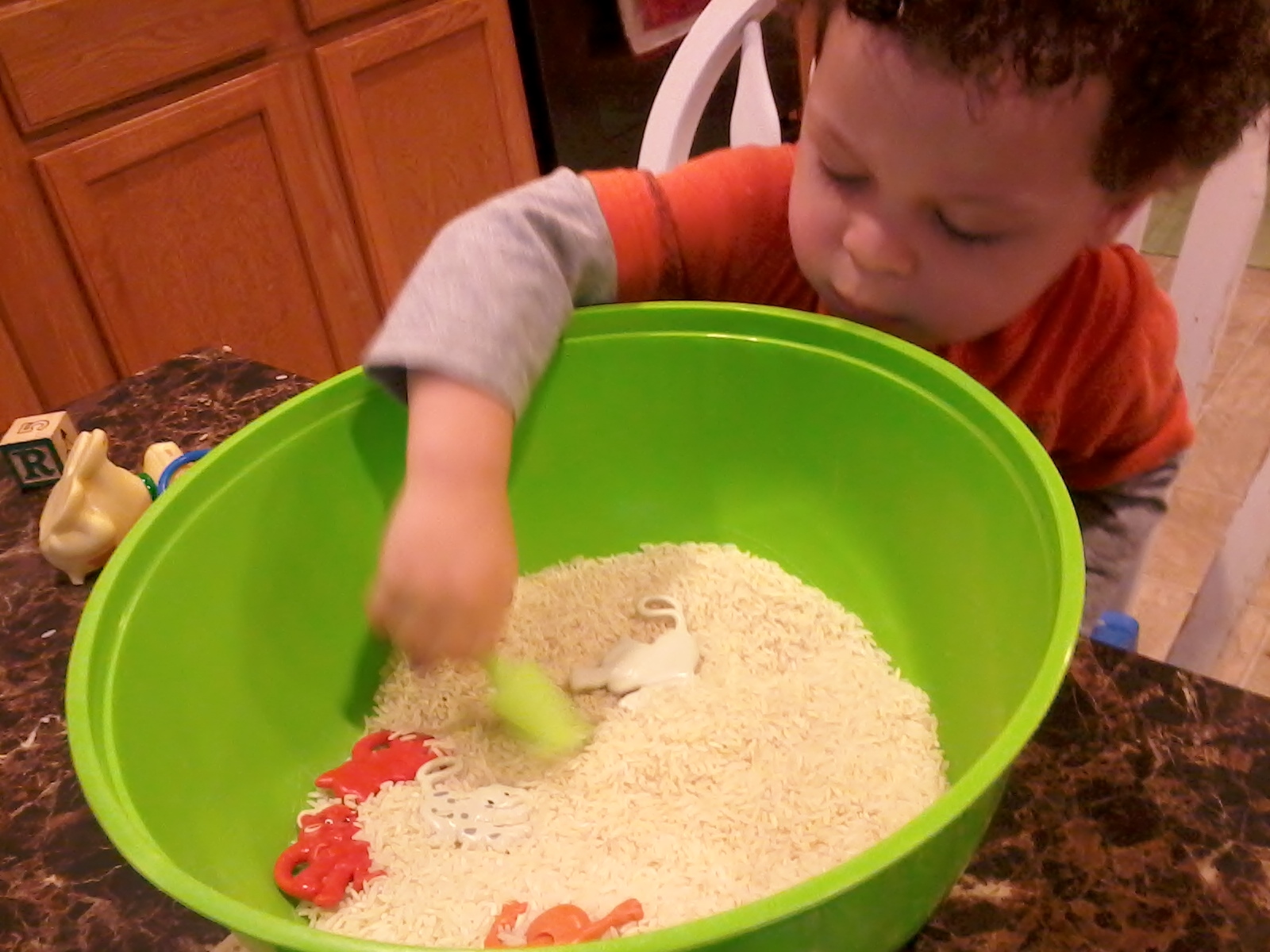 Mom Is My Life: Toddler Rice Sensory Activity