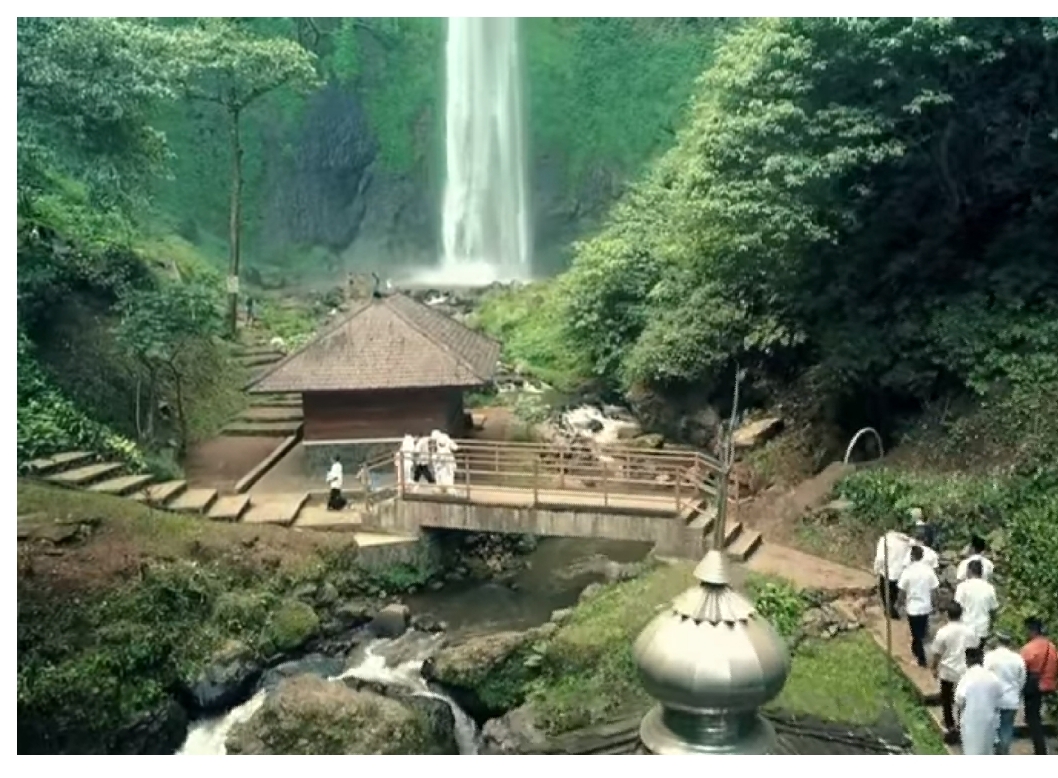 Travelplus Indonesia: Pesona Curug Pelangi Kian Melangit Usai Jadi ...