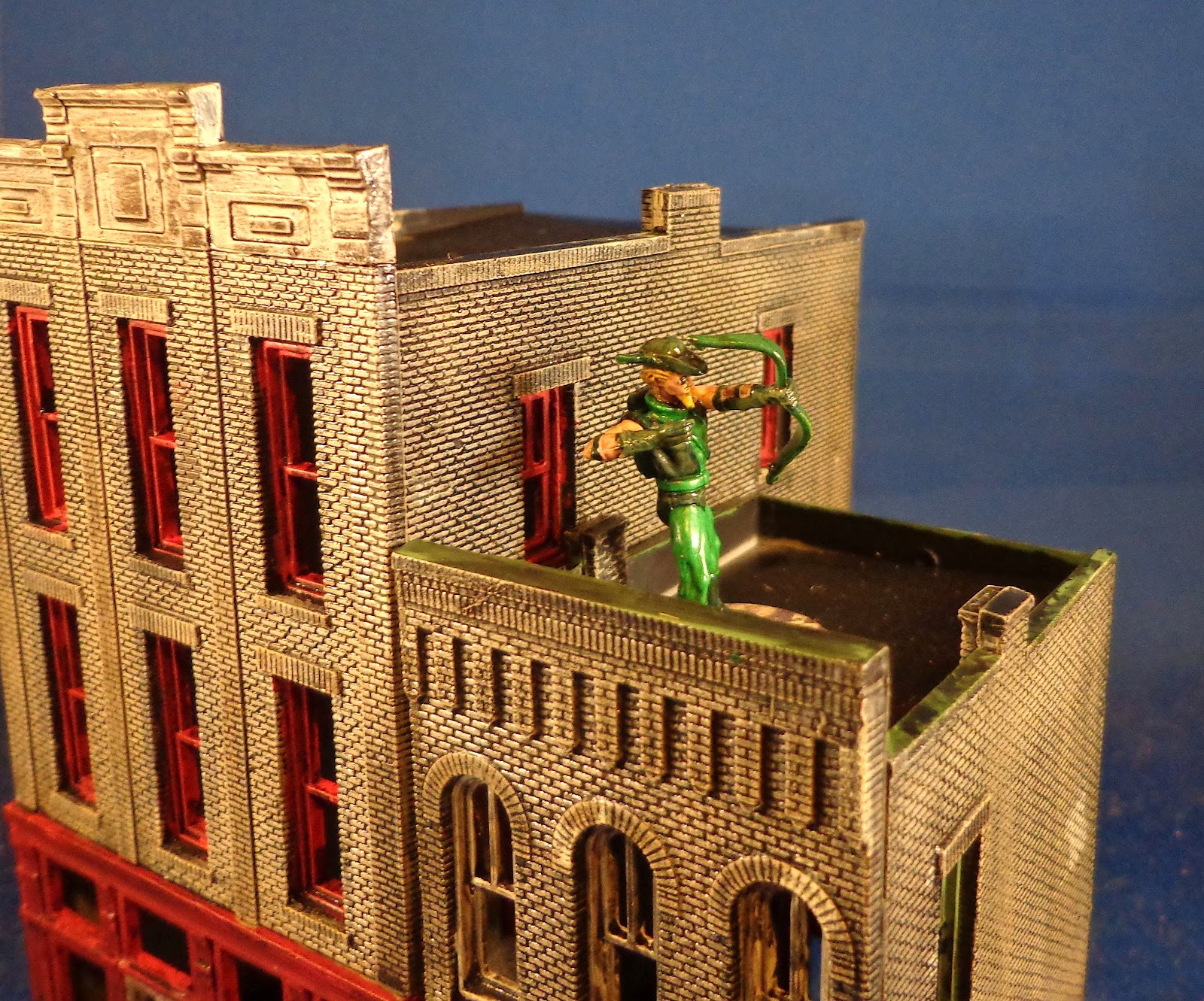 Bob's Miniature Wargaming Blog: More Gotham buildings