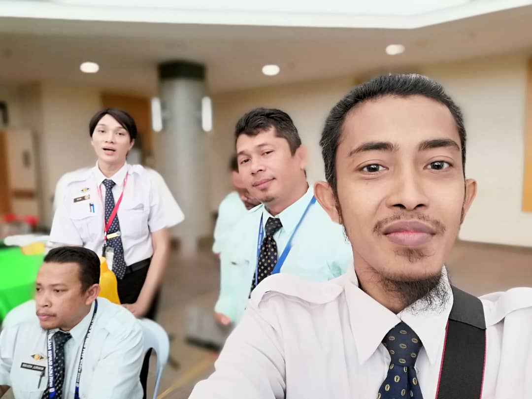 SELAMAT HARI PEMBANTU PERUBATAN KEPADA PENOLONG PEGAWAI PERUBATAN DI ...