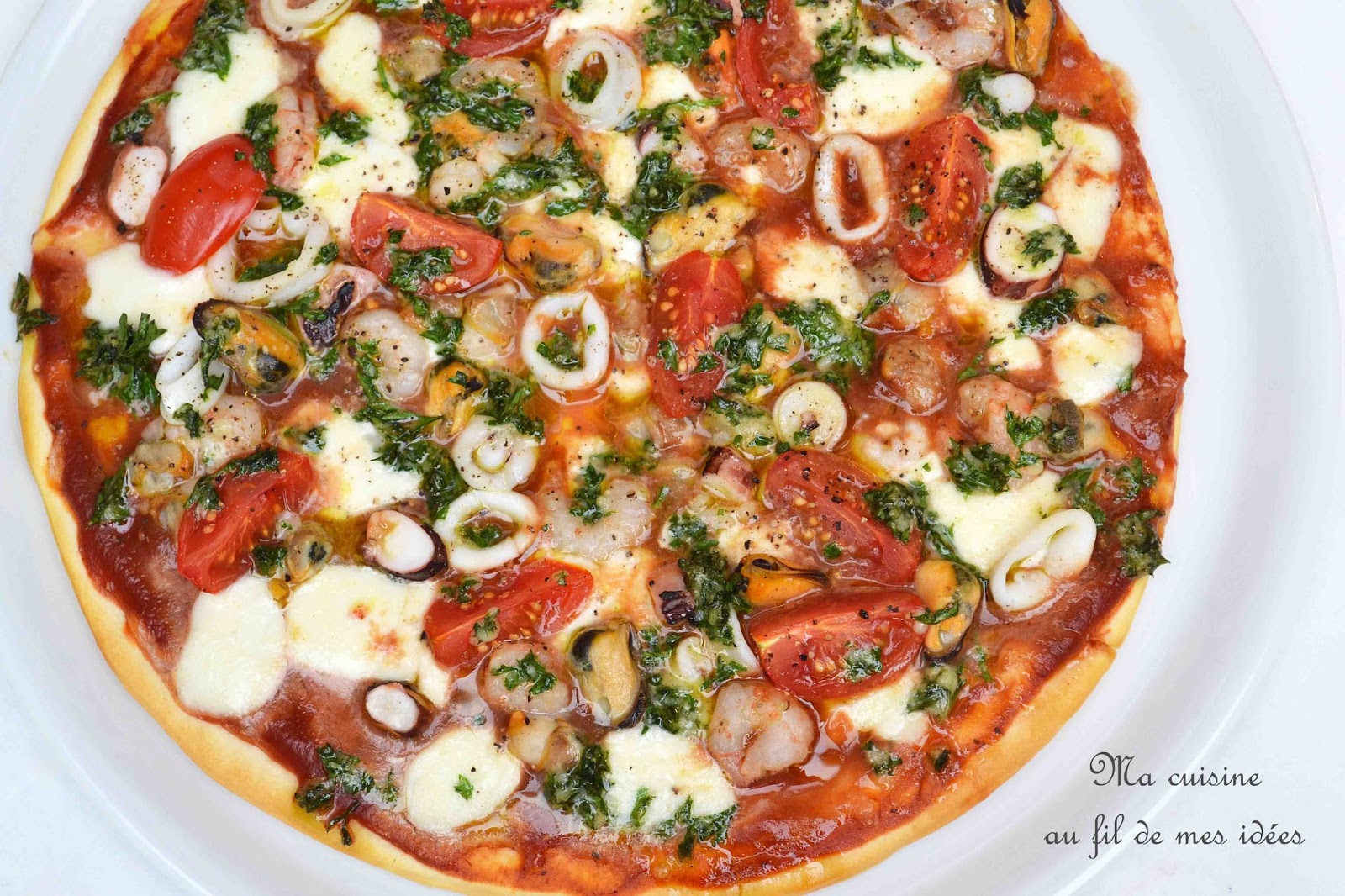 Ma cuisine au fil de mes idées...: Pizza aux fruits de mer et pesto de ...