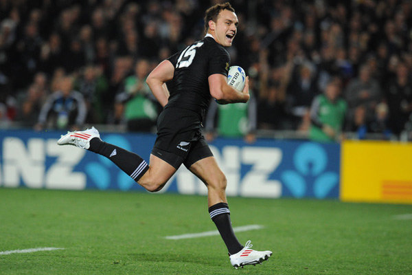 All Super Stars: Israel Dagg Profile, Bio, Photoes And Wallpapers