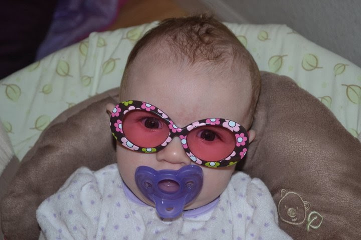 Secrets of Baby Behavior: Pacifier Use and Baby Behavior