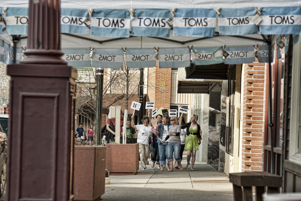 Stella's Guide to Living: TOMS One Day Without Shoes