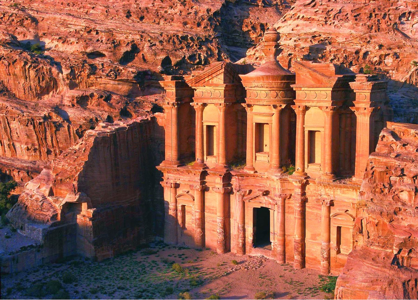 Petra – World Wonder of Valuable Treasure - The Traveller