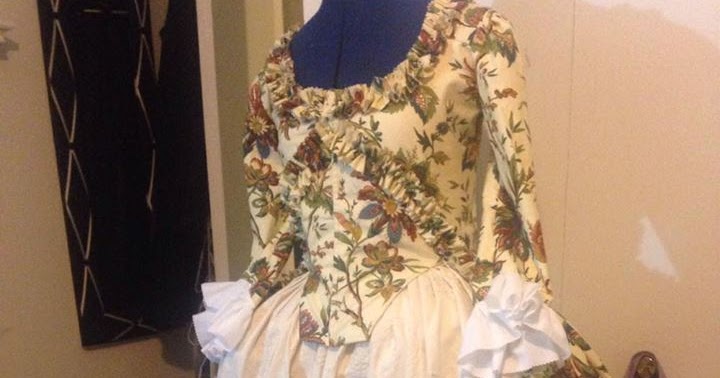 1780's zone front gown (aka the last Waverley re-vamp)