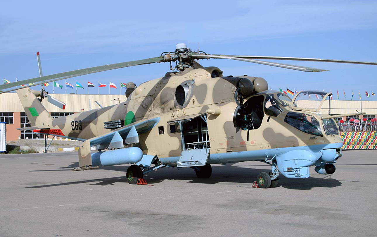 nhungdoicanh: Mil Mi-25 Hind-D (Mi-24D)