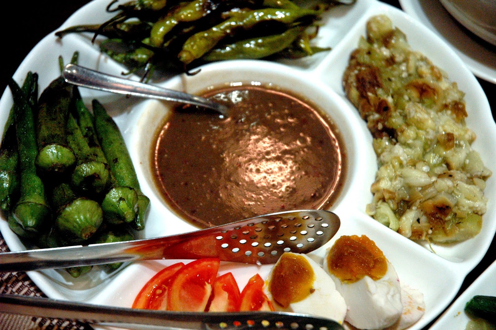 DUDE FOR FOOD: Flavors of Ilocos: Paella, Vigan-Style at Hotel Luna