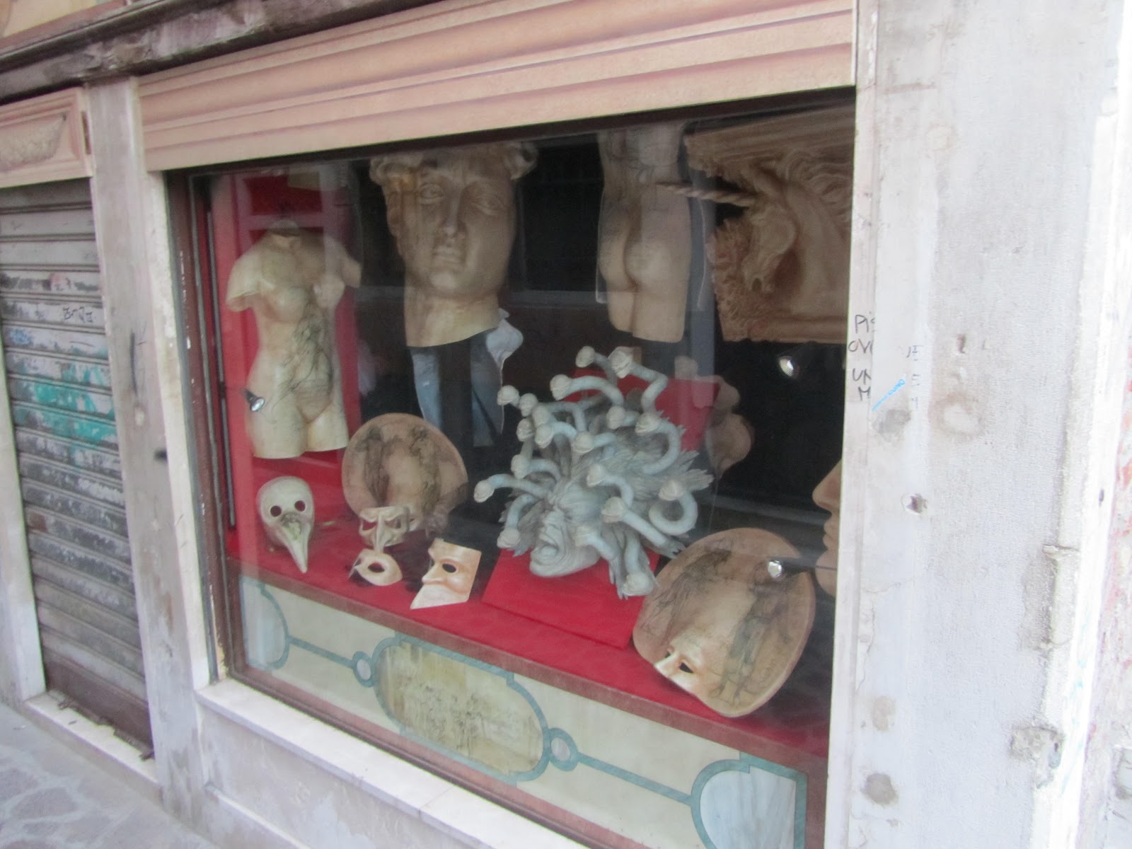 The Elegant Goth: Store Windows