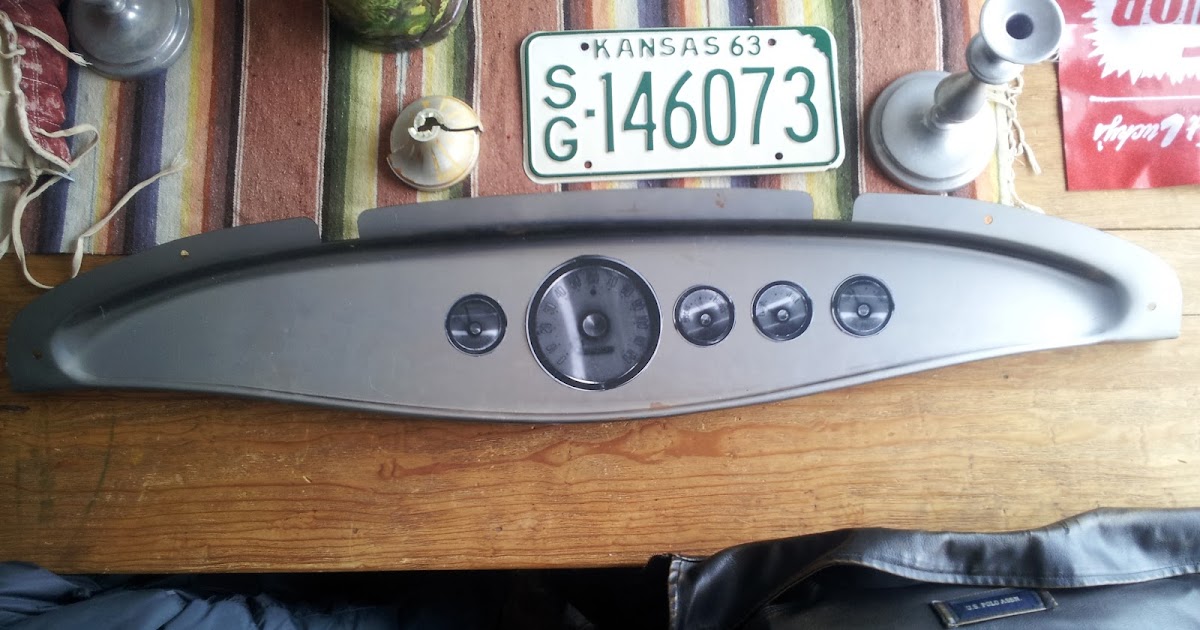 HouseOspeed's 1929 Ford Model A Roadster: DASH AND GAUGE PLACEMENT