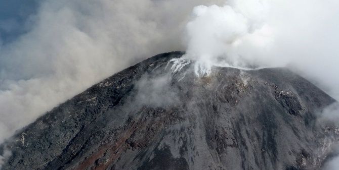 Ciencias Sociales CEUJA 2016: VOLCANES ACTIVOS DE MÉXICO