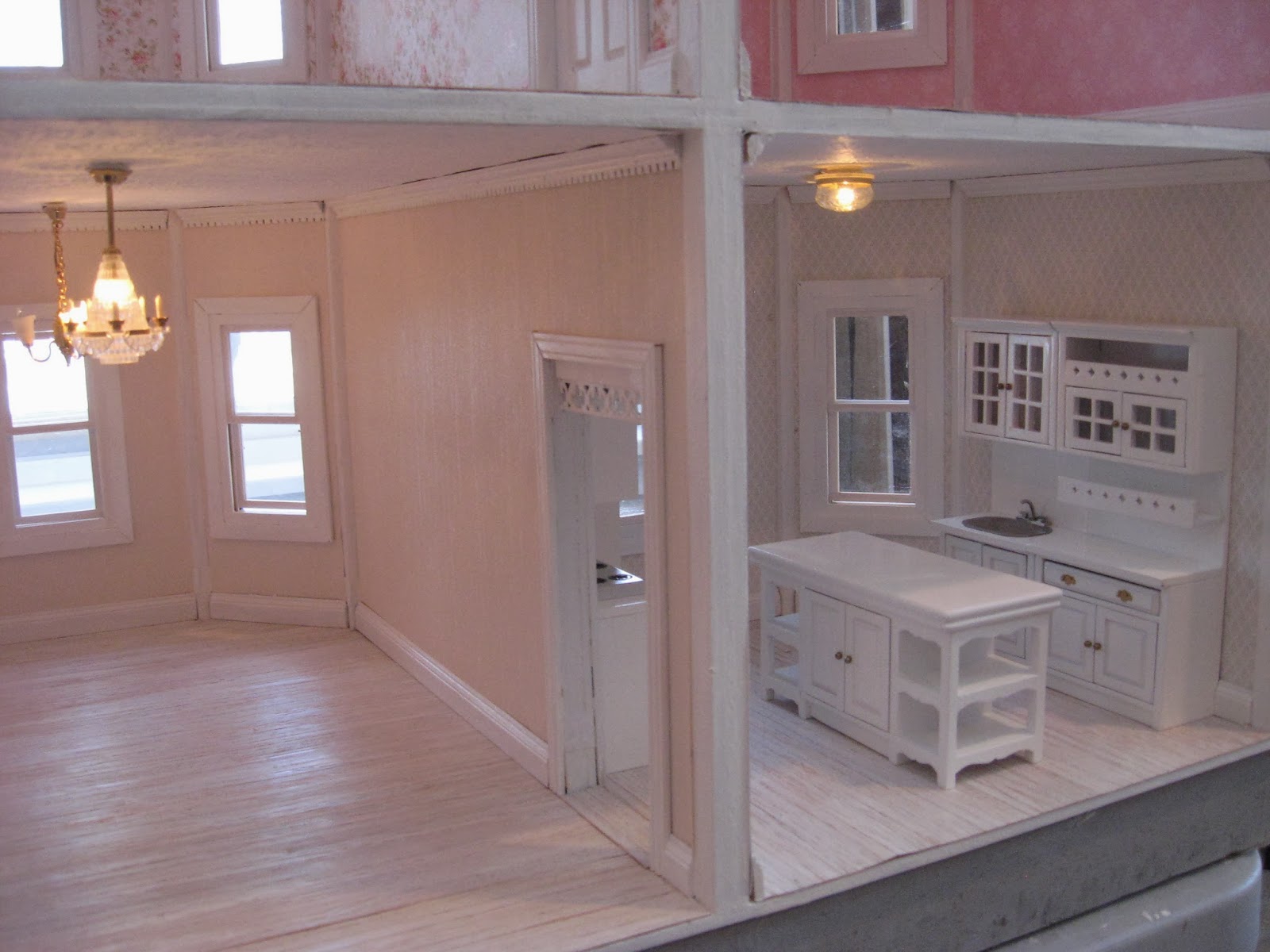 Little Darlings Dollhouses: Customized Newport Dollhouse with Addition