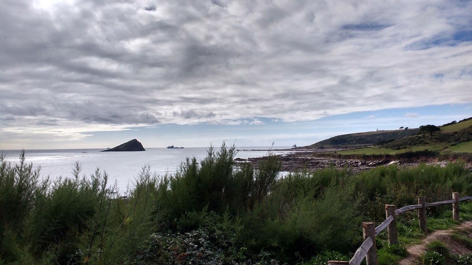 Wembury Point and the Great Mewstone - Sophie in the Sticks