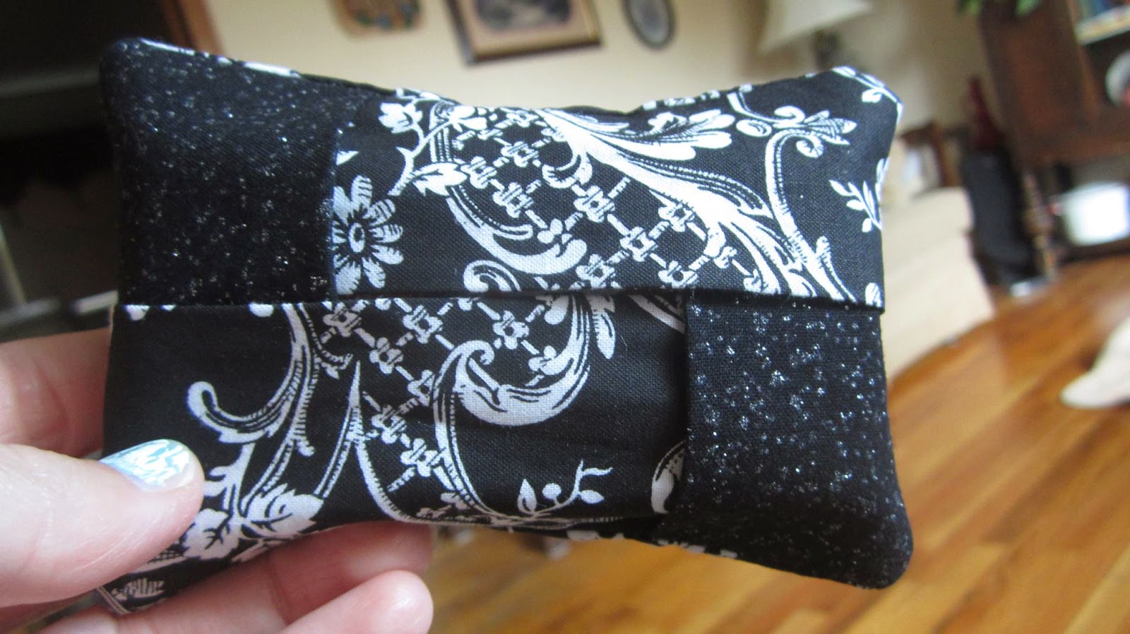 Quilt and Sew Forever: Braided Patches Tissue Holder Tutorial