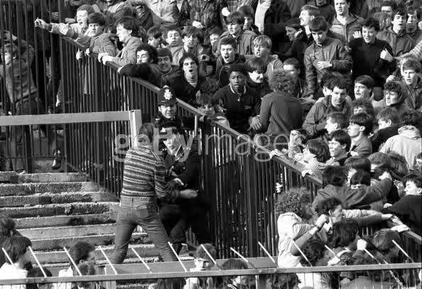 Football Hooligan Pictures: September 2013