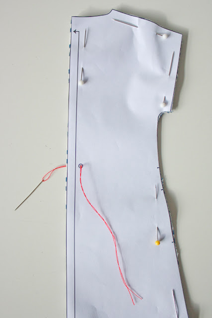 An Afternoon Tutorial - Inserting a Back Box Pleat | Jennifer Lauren ...