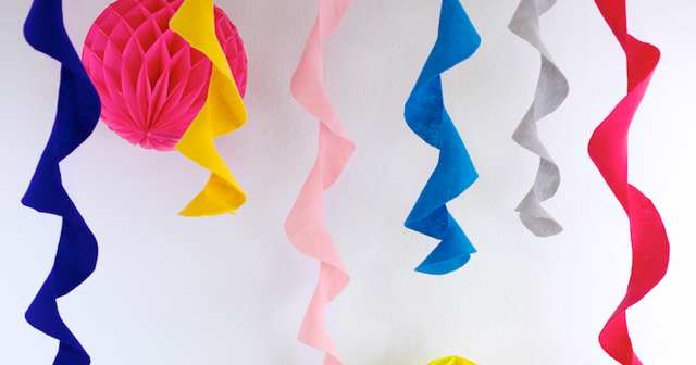 Easy DIY Party Streamers!