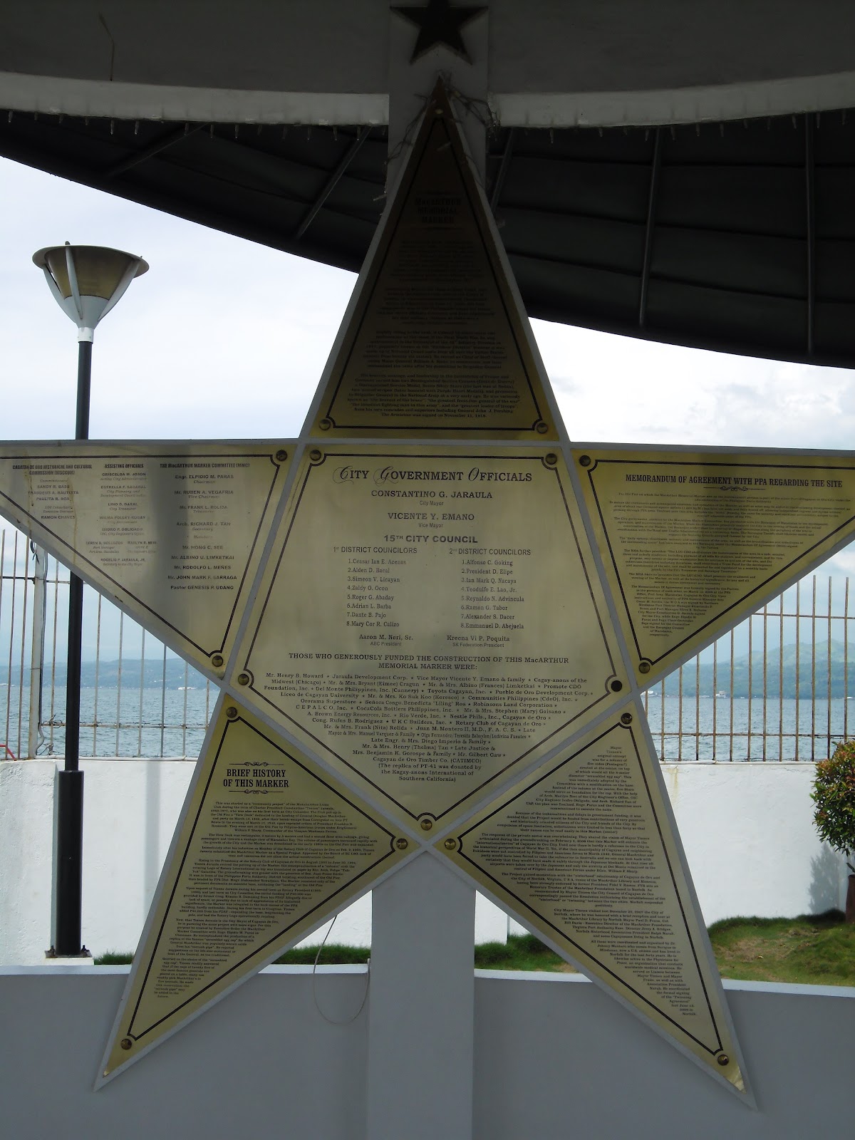 Lea Laddle: Cagayan de Oro : THE MACARTHUR MEMORIAL MARKER